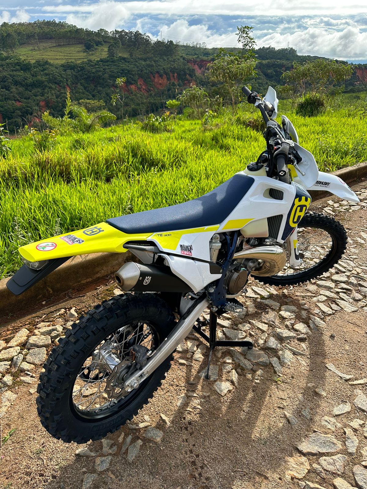 Husq 300i 2023 0km ou 70 mil - Agenda Off Road